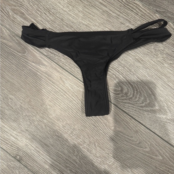 Boutine LA | Swim | Boutine La Black Bikini Bottom | Poshmark